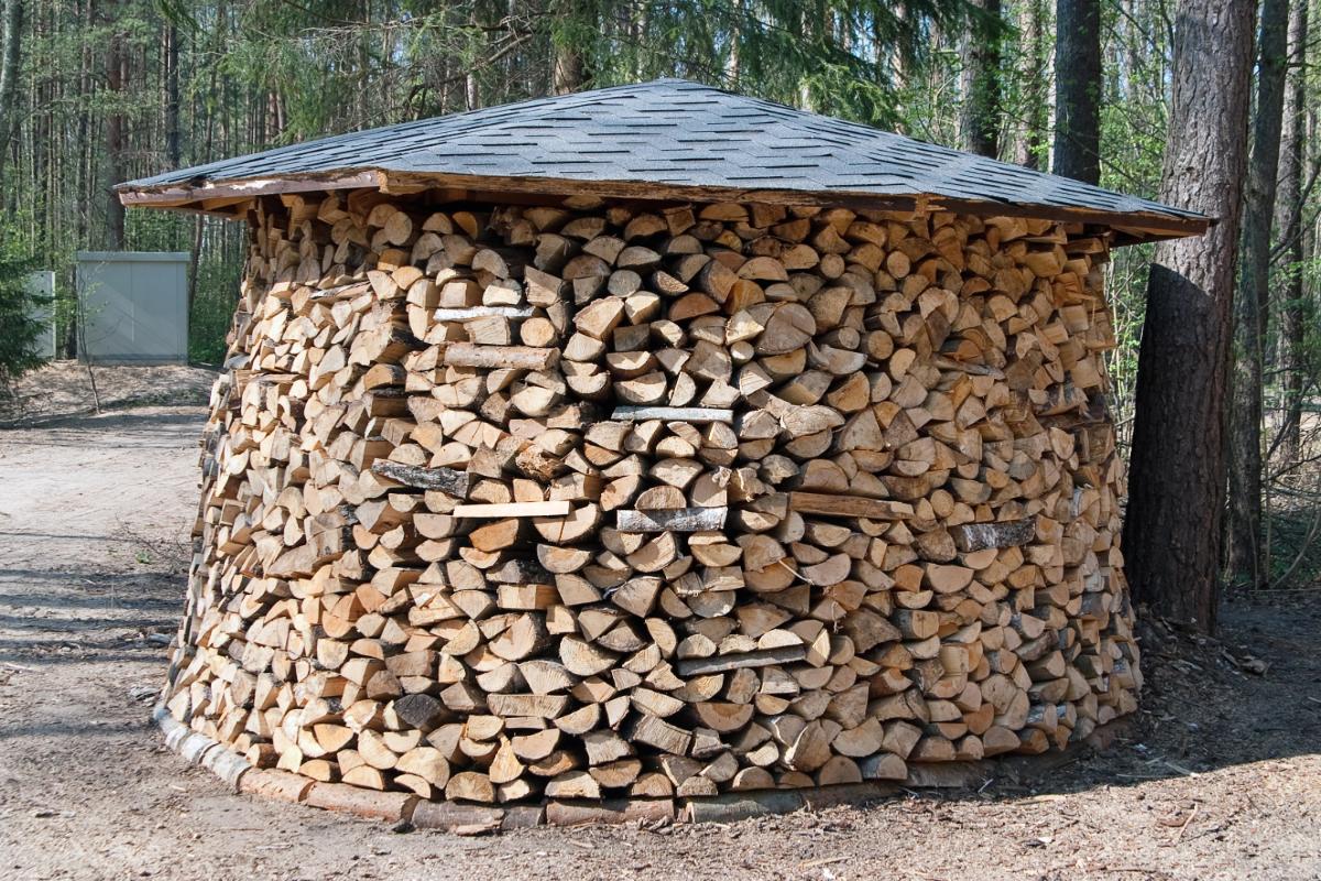 How to Safely Store your Firewood Outdoors - Stewart Timber